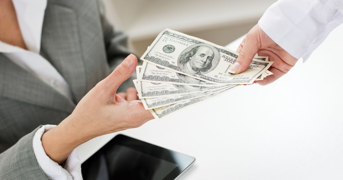 Form 709 and Gift Tax for Expats: What to Know | Bright!Tax Expat Tax ...